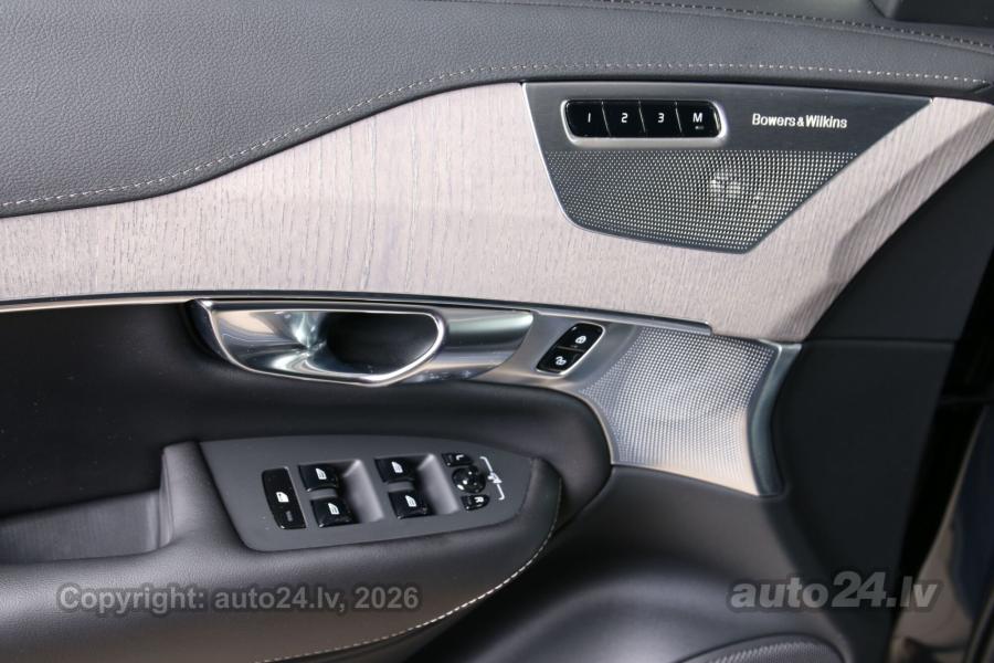 Zils Volvo XC90 2022 Tallina, ar dzinēja tilpumu 2.00 L un nobraukumu 118 tūkst. km par 49990 €, foto 14 vietnē AUTOMOTO.COM.LV