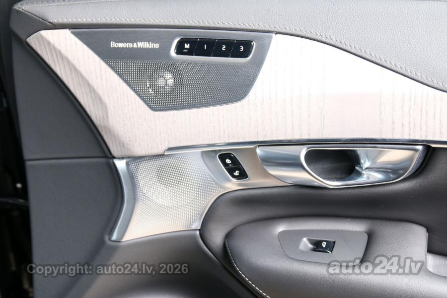 Zils Volvo XC90 2022 Tallina, ar dzinēja tilpumu 2.00 L un nobraukumu 118 tūkst. km par 49990 €, foto 15 vietnē AUTOMOTO.COM.LV