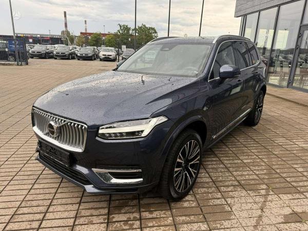 Blue Volvo XC90 2022 in Kaunas, with an engine capacity of 1.97 L and mileage of 210 thousand km for 29900 €, photo 1 on AUTOMOTO.COM.LV