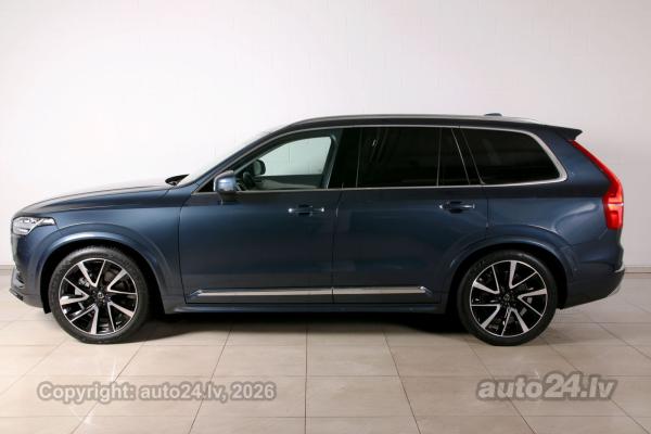 Zils Volvo XC90 2022 Pērnava, ar dzinēja tilpumu 2.00 L un nobraukumu 62 tūkst. km par 54990 €, foto 3 vietnē AUTOMOTO.COM.LV