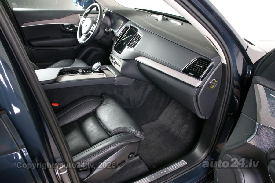 Zils Volvo XC90 2022 Pērnava, ar dzinēja tilpumu 2.00 L un nobraukumu 62 tūkst. km par 54990 €, foto 11 vietnē AUTOMOTO.COM.LV