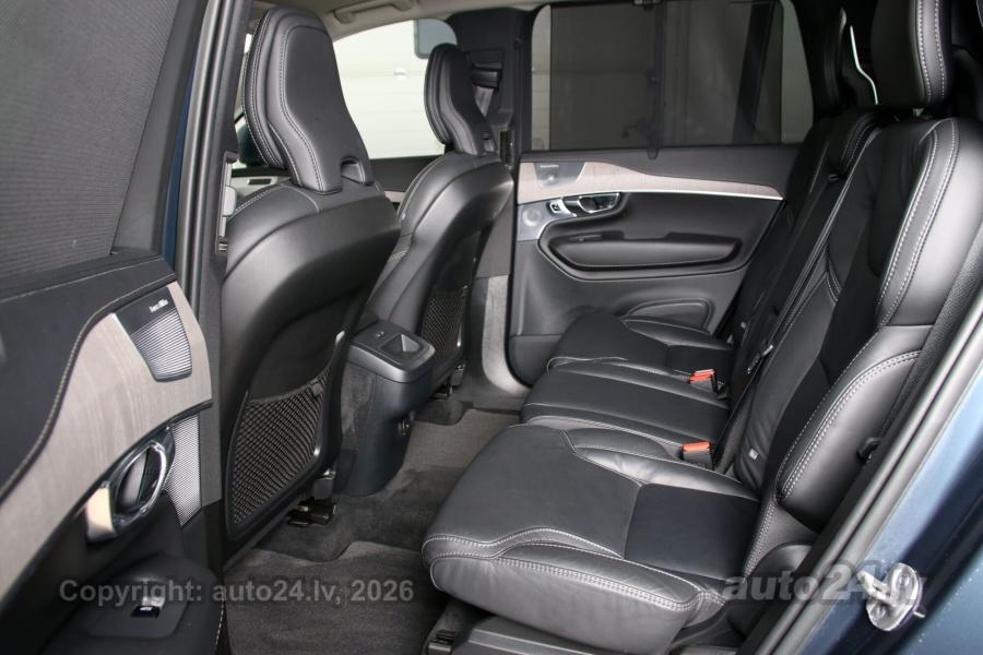 Zils Volvo XC90 2022 Pērnava, ar dzinēja tilpumu 2.00 L un nobraukumu 62 tūkst. km par 54990 €, foto 12 vietnē AUTOMOTO.COM.LV