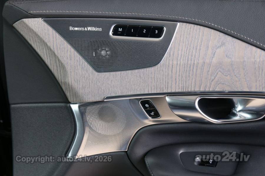 Zils Volvo XC90 2022 Pērnava, ar dzinēja tilpumu 2.00 L un nobraukumu 62 tūkst. km par 54990 €, foto 16 vietnē AUTOMOTO.COM.LV