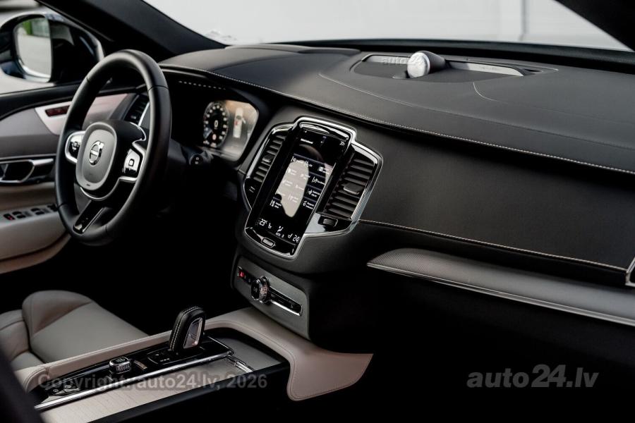 Zils Volvo XC90 2022 Pērnava, ar dzinēja tilpumu 2.00 L un nobraukumu 139 tūkst. km par 43900 €, foto 14 vietnē AUTOMOTO.COM.LV