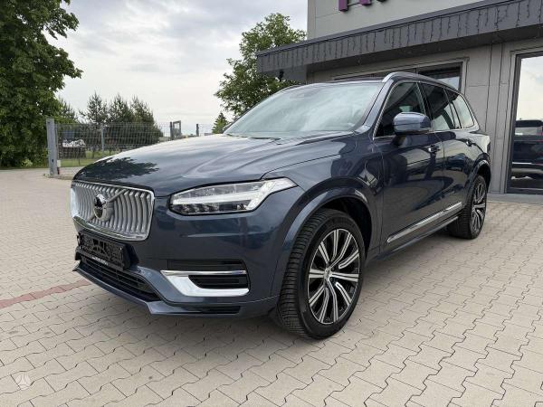 Blue Volvo XC90 2022 in Siauliai, with an engine capacity of 1.97 L and mileage of 170 thousand km for 40990 €, photo 6 on AUTOMOTO.COM.LV