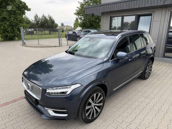 Blue Volvo XC90 2022 in Siauliai, with an engine capacity of 1.97 L and mileage of 170 thousand km for 40990 €, photo 7 on AUTOMOTO.COM.LV