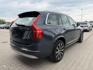 Blue Volvo XC90 2022 in Siauliai, with an engine capacity of 1.97 L and mileage of 170 thousand km for 40990 €, photo 11 on AUTOMOTO.COM.LV