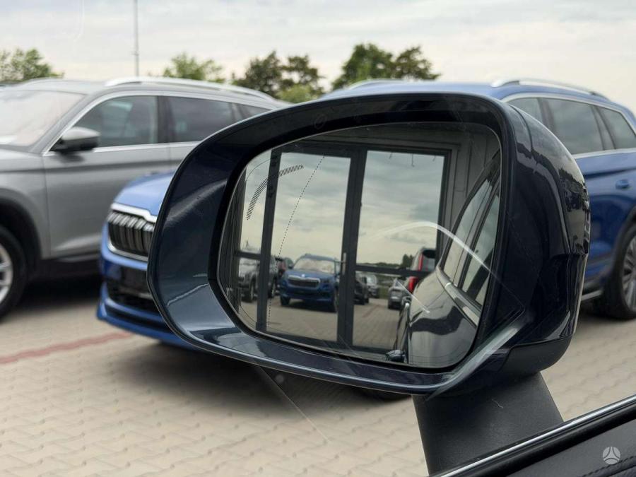 Blue Volvo XC90 2022 in Siauliai, with an engine capacity of 1.97 L and mileage of 170 thousand km for 40990 €, photo 37 on AUTOMOTO.COM.LV
