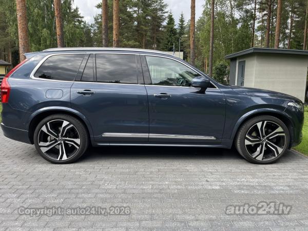 Blue Volvo XC90 2023 in Tallinn, with an engine capacity of 2.00 L and mileage of 72 thousand km for 58500 €, photo 7 on AUTOMOTO.COM.LV