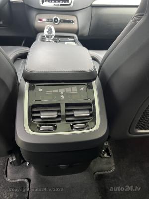 Blue Volvo XC90 2023 in Tallinn, with an engine capacity of 2.00 L and mileage of 72 thousand km for 58500 €, photo 15 on AUTOMOTO.COM.LV
