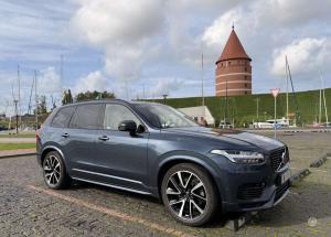 Blue Volvo XC90 2023 in Klaipeda, with an engine capacity of 1.97 L and mileage of 86 thousand km for 59800 €, photo 5 on AUTOMOTO.COM.LV