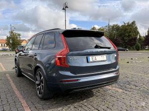 Blue Volvo XC90 2023 in Klaipeda, with an engine capacity of 1.97 L and mileage of 86 thousand km for 59800 €, photo 6 on AUTOMOTO.COM.LV