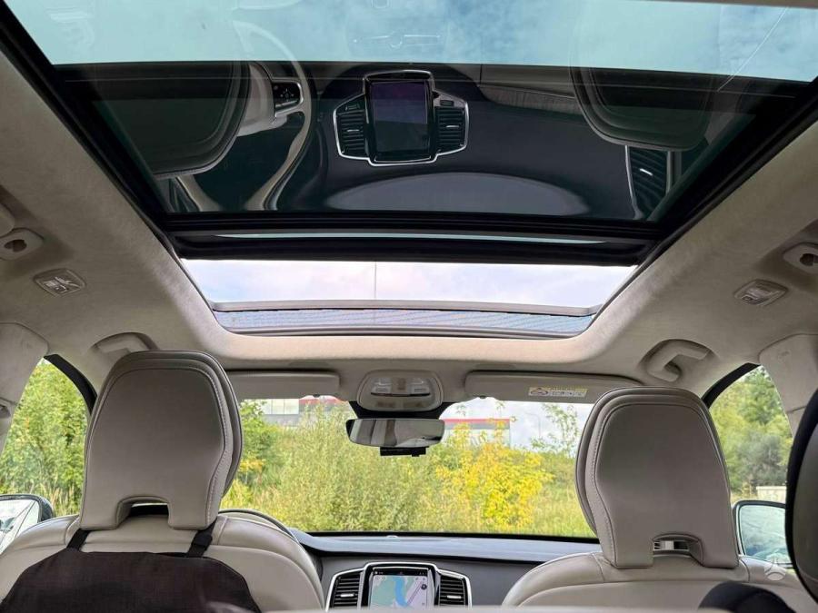Blue Volvo XC90 2023 in Klaipeda, with an engine capacity of 1.97 L and mileage of 86 thousand km for 59800 €, photo 10 on AUTOMOTO.COM.LV