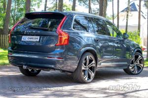 Zils Volvo XC90 2024 Tallina, ar dzinēja tilpumu 2.00 L un nobraukumu 8 tūkst. km par 75990 €, foto 3 vietnē AUTOMOTO.COM.LV