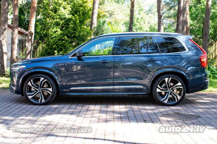 Zils Volvo XC90 2024 Tallina, ar dzinēja tilpumu 2.00 L un nobraukumu 8 tūkst. km par 75990 €, foto 7 vietnē AUTOMOTO.COM.LV