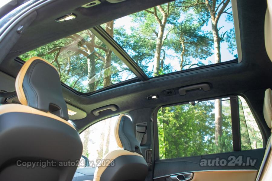 Zils Volvo XC90 2024 Tallina, ar dzinēja tilpumu 2.00 L un nobraukumu 8 tūkst. km par 75990 €, foto 16 vietnē AUTOMOTO.COM.LV