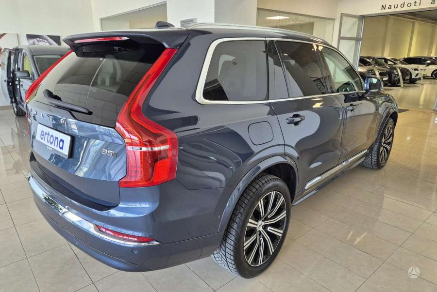 Zils Volvo XC90 2024 Šauļi, ar dzinēja tilpumu 1.97 L un nobraukumu 24 tūkst. km par 45900 €, foto 5 vietnē AUTOMOTO.COM.LV