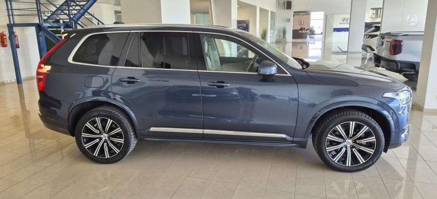 Zils Volvo XC90 2024 Šauļi, ar dzinēja tilpumu 1.97 L un nobraukumu 24 tūkst. km par 45900 €, foto 7 vietnē AUTOMOTO.COM.LV