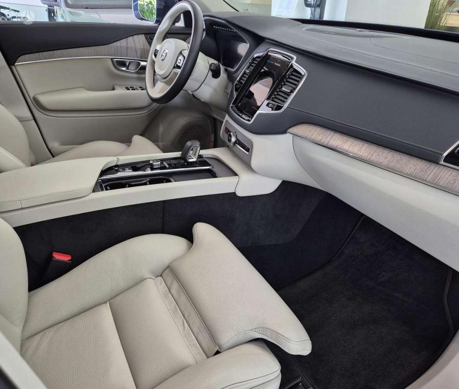Zils Volvo XC90 2024 Šauļi, ar dzinēja tilpumu 1.97 L un nobraukumu 24 tūkst. km par 45900 €, foto 21 vietnē AUTOMOTO.COM.LV