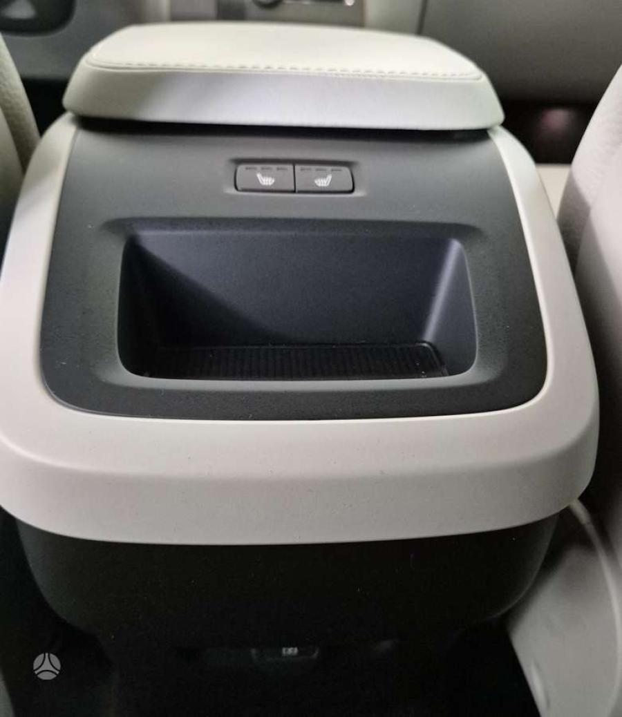 Zils Volvo XC90 2024 Šauļi, ar dzinēja tilpumu 1.97 L un nobraukumu 24 tūkst. km par 45900 €, foto 23 vietnē AUTOMOTO.COM.LV