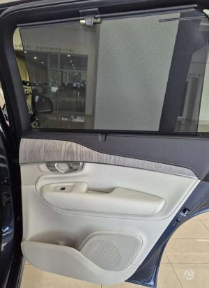 Zils Volvo XC90 2024 Šauļi, ar dzinēja tilpumu 1.97 L un nobraukumu 24 tūkst. km par 45900 €, foto 24 vietnē AUTOMOTO.COM.LV