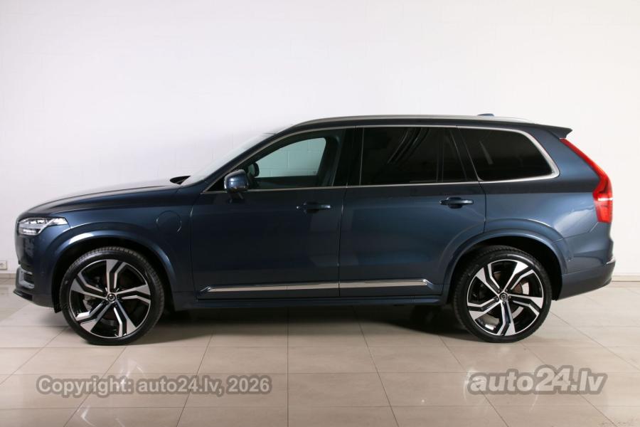 Zils Volvo XC90 2024 Pērnava, ar dzinēja tilpumu 2.00 L un nobraukumu 34 tūkst. km par 69990 €, foto 4 vietnē AUTOMOTO.COM.LV