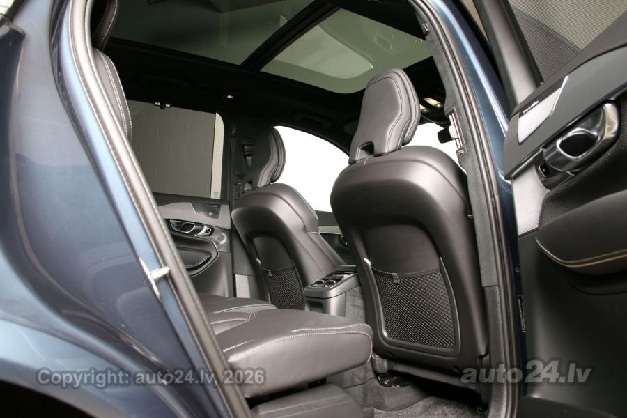 Zils Volvo XC90 2024 Pērnava, ar dzinēja tilpumu 2.00 L un nobraukumu 34 tūkst. km par 69990 €, foto 13 vietnē AUTOMOTO.COM.LV