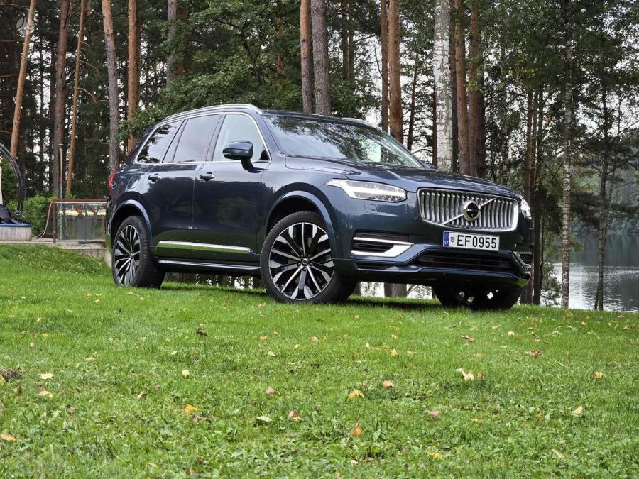 Zils Volvo XC90 2025 Kauņa, ar dzinēja tilpumu 0.00 L un nobraukumu 39 tūkst. km par 45000 €, foto 5 vietnē AUTOMOTO.COM.LV