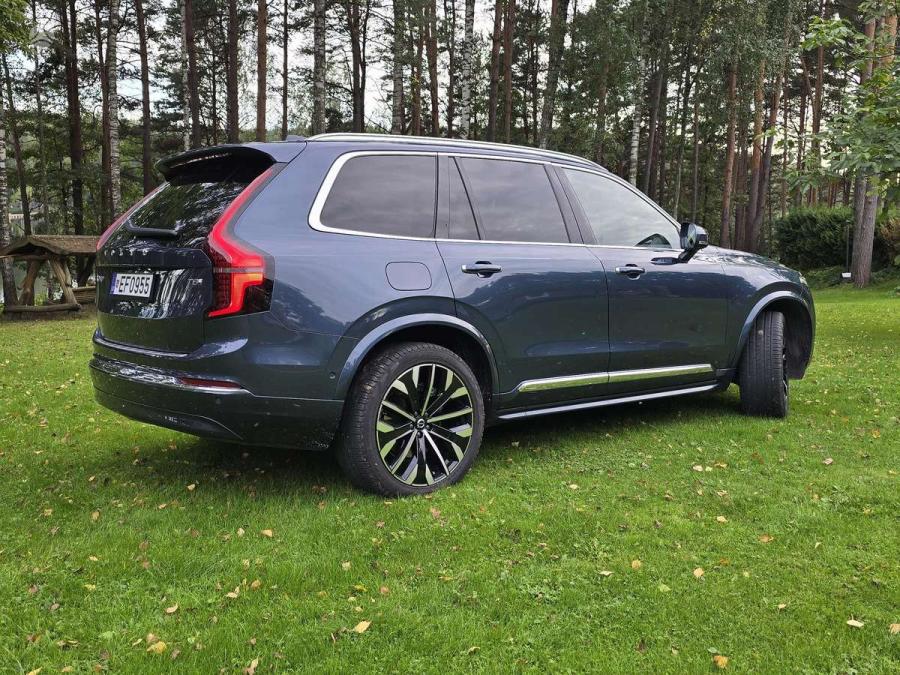 Zils Volvo XC90 2025 Kauņa, ar dzinēja tilpumu 0.00 L un nobraukumu 39 tūkst. km par 45000 €, foto 12 vietnē AUTOMOTO.COM.LV