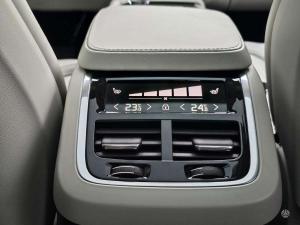 Zils Volvo XC90 2025 Kauņa, ar dzinēja tilpumu 0.00 L un nobraukumu 39 tūkst. km par 45000 €, foto 24 vietnē AUTOMOTO.COM.LV