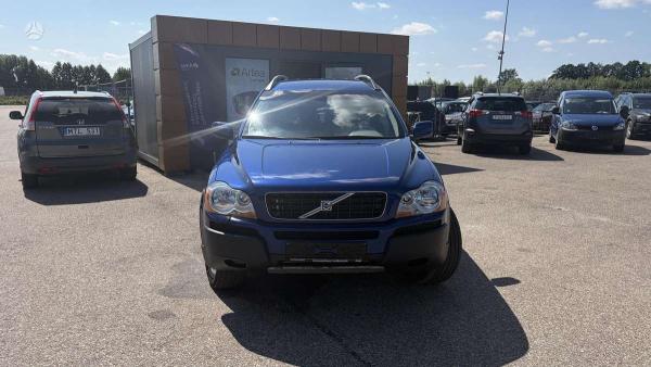 Blue Volvo XC90 2006 in Marijampole, with an engine capacity of 2.40 L and mileage of 351 thousand km for 4600 €, photo 9 on AUTOMOTO.COM.LV