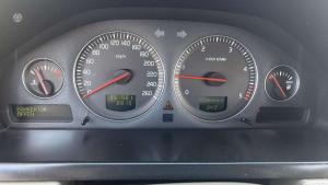 Zils Volvo XC90 2006 Marijampole, ar dzinēja tilpumu 2.40 L un nobraukumu 350 tūkst. km par 4650 €, foto 21 vietnē AUTOMOTO.COM.LV