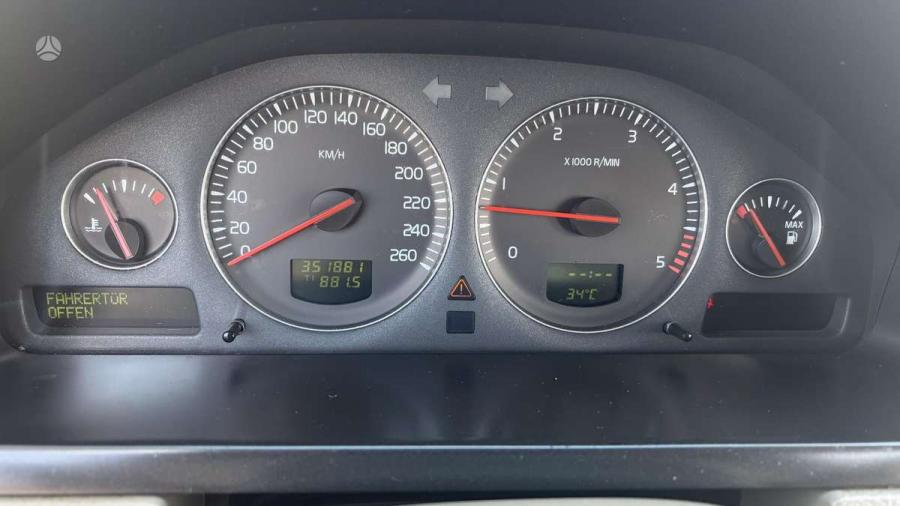 Zils Volvo XC90 2006 Marijampole, ar dzinēja tilpumu 2.40 L un nobraukumu 350 tūkst. km par 4650 €, foto 21 vietnē AUTOMOTO.COM.LV