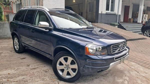 Blue Volvo XC90 2013 in Prienai, with an engine capacity of 3.20 L and mileage of 250 thousand km for 6750 €, photo 3 on AUTOMOTO.COM.LV