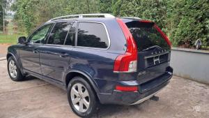 Blue Volvo XC90 2013 in Prienai, with an engine capacity of 3.20 L and mileage of 250 thousand km for 6750 €, photo 6 on AUTOMOTO.COM.LV