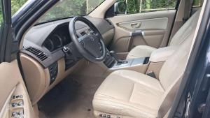 Blue Volvo XC90 2013 in Prienai, with an engine capacity of 3.20 L and mileage of 250 thousand km for 6750 €, photo 11 on AUTOMOTO.COM.LV