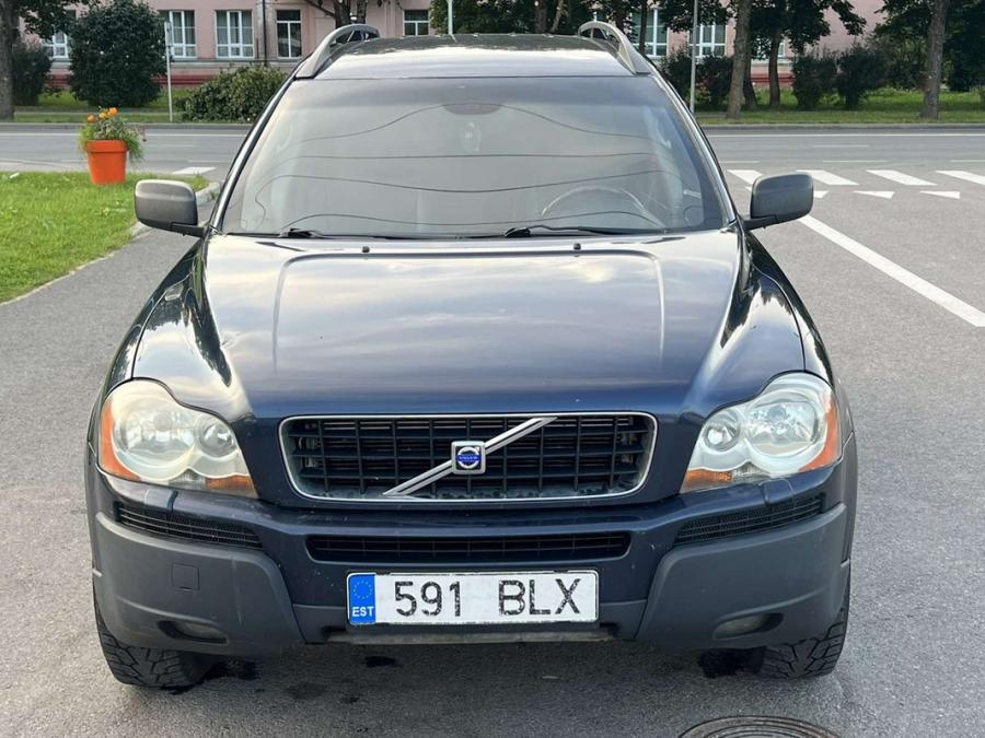Blue Volvo XC90 2004 in Narva, with an engine capacity of 2.40 L and mileage of 408 thousand km for 2999 €, photo 13 on AUTOMOTO.COM.LV