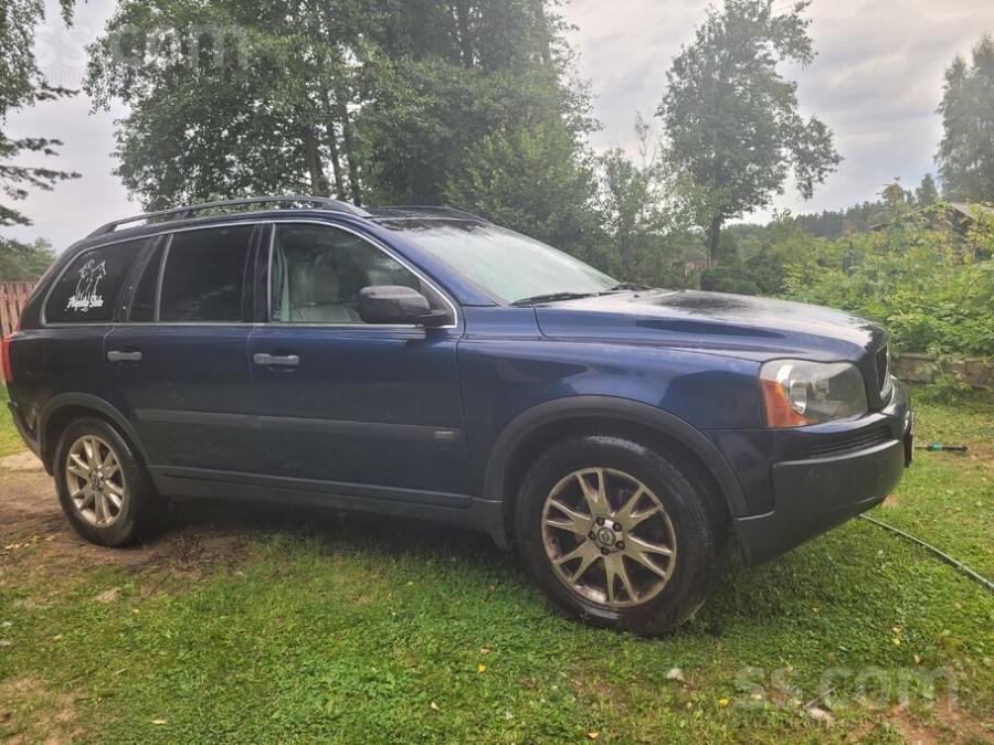 Zils Volvo XC90 2004 Rīga, ar dzinēja tilpumu 2.40 L un nobraukumu 364 tūkst. km par 950 €, foto 4 vietnē AUTOMOTO.COM.LV