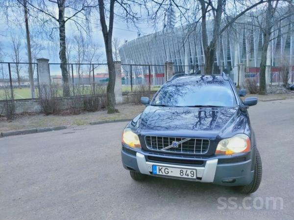 Blue Volvo XC90 2006 in Riga, with an engine capacity of 2.40 L and mileage of 335 thousand km for 3800 €, photo 10 on AUTOMOTO.COM.LV