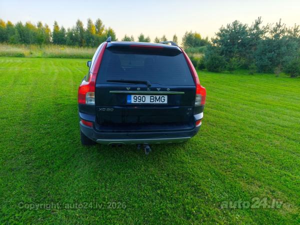 Zils Volvo XC90 2006 Tallina, ar dzinēja tilpumu 2.40 L un nobraukumu 419 tūkst. km par 5800 €, foto 7 vietnē AUTOMOTO.COM.LV