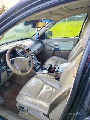 Zils Volvo XC90 2006 Tallina, ar dzinēja tilpumu 2.40 L un nobraukumu 419 tūkst. km par 5800 €, foto 9 vietnē AUTOMOTO.COM.LV