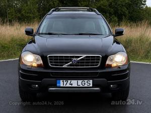 Zils Volvo XC90 2006 Tallina, ar dzinēja tilpumu 2.40 L un nobraukumu 379 tūkst. km par 4990 €, foto 3 vietnē AUTOMOTO.COM.LV