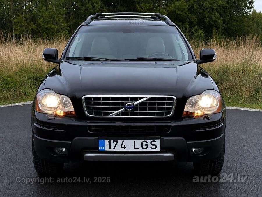 Zils Volvo XC90 2006 Tallina, ar dzinēja tilpumu 2.40 L un nobraukumu 379 tūkst. km par 4990 €, foto 3 vietnē AUTOMOTO.COM.LV