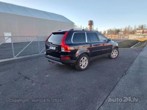 Zils Volvo XC90 2007 Tallina, ar dzinēja tilpumu 2.40 L un nobraukumu 333 tūkst. km par 6500 €, foto 4 vietnē AUTOMOTO.COM.LV