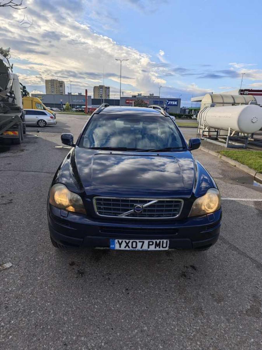 Zils Volvo XC90 2007 Šauļi, ar dzinēja tilpumu 2.40 L un nobraukumu 174 tūkst. km par 2000 €, foto 4 vietnē AUTOMOTO.COM.LV