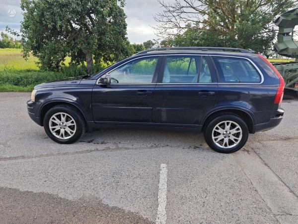 Blue Volvo XC90 2007 in Siauliai, with an engine capacity of 2.40 L and mileage of 174 thousand km for 2000 €, photo 4 on AUTOMOTO.COM.LV
