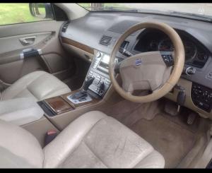 Zils Volvo XC90 2007 Šauļi, ar dzinēja tilpumu 2.40 L un nobraukumu 174 tūkst. km par 2000 €, foto 10 vietnē AUTOMOTO.COM.LV
