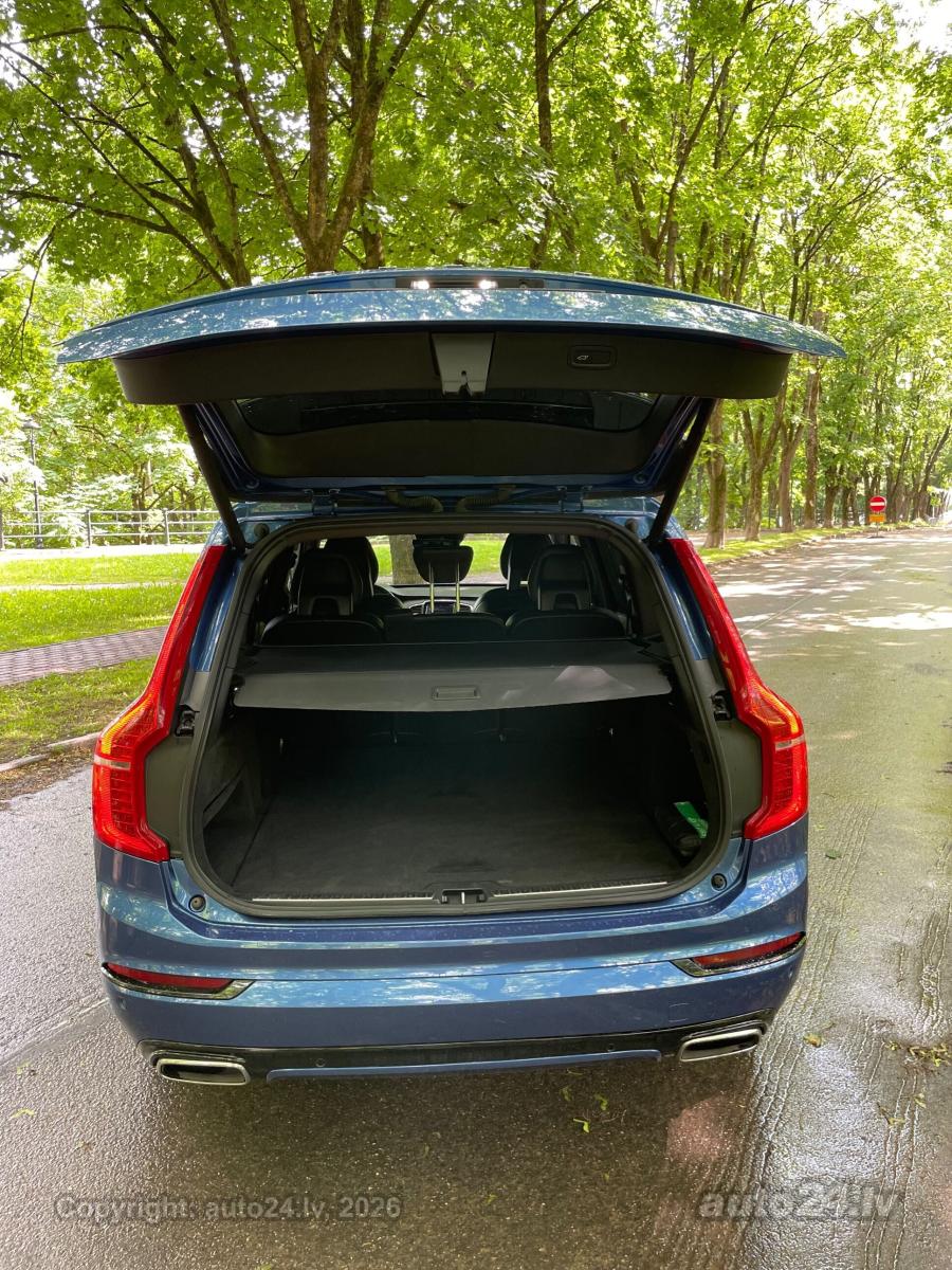 Zils Volvo XC90 2016 Tallina, ar dzinēja tilpumu 2.00 L un nobraukumu 253 tūkst. km par 24500 €, foto 17 vietnē AUTOMOTO.COM.LV