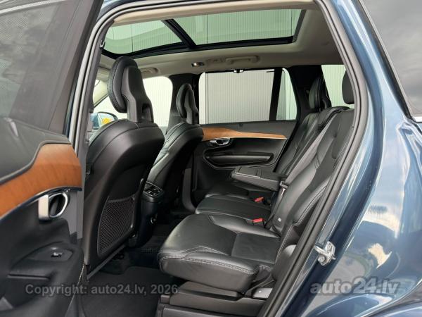 Zils Volvo XC90 2017 Tartu, ar dzinēja tilpumu 2.00 L un nobraukumu 186 tūkst. km par 26400 €, foto 9 vietnē AUTOMOTO.COM.LV