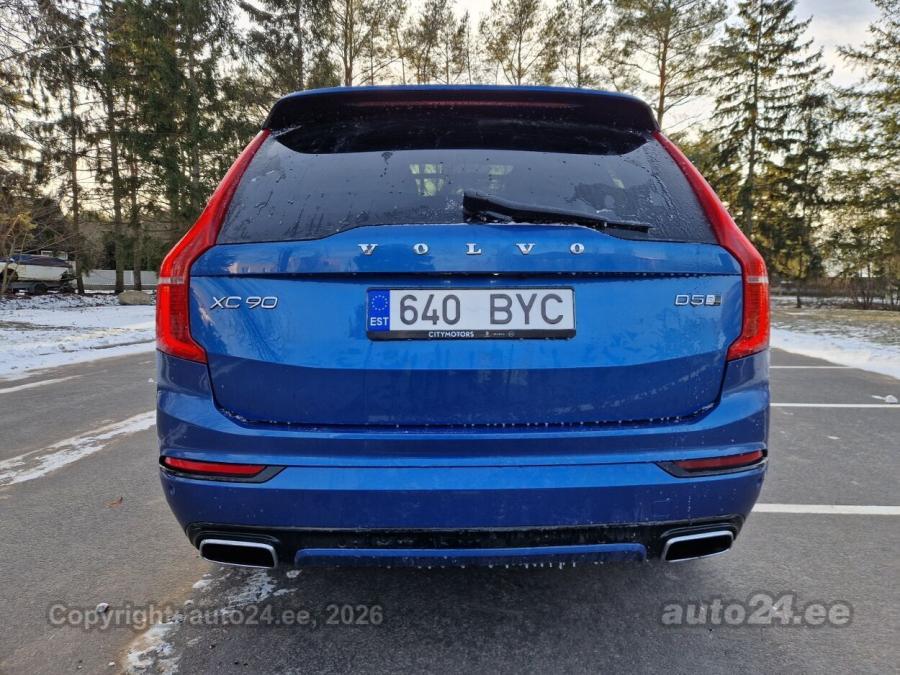Blue Volvo XC90 2018 in Tallinn, with an engine capacity of 2.00 L and mileage of 108 thousand km for 31500 €, photo 4 on AUTOMOTO.COM.LV